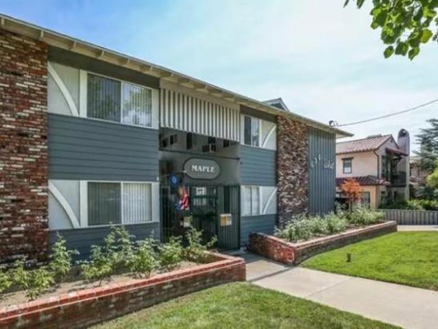 2 Br, 2 bath, Condo 634 W Sierra Madre Blvd