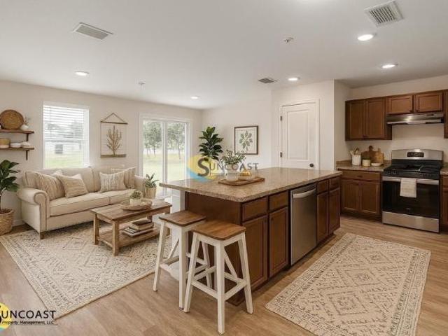 2 Br, 2 bath, Condo 6444 Sweetbay Ln