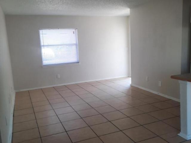 2 Br, 2 bath, Condo 6440 62nd Ave N