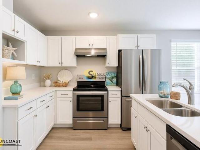 2 Br, 2 bath, Condo 6523 Breezy Oaks Way