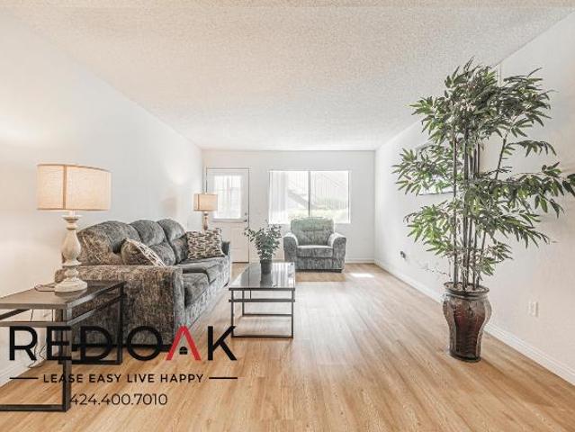 2 Br, 2 bath, Condo 6601 Victoria Ave