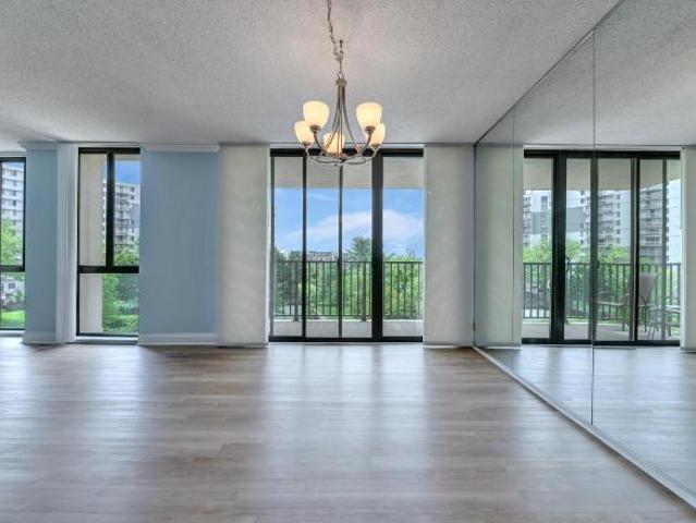 2 Br, 2 bath, Condo 6800 Fleetwood Rd