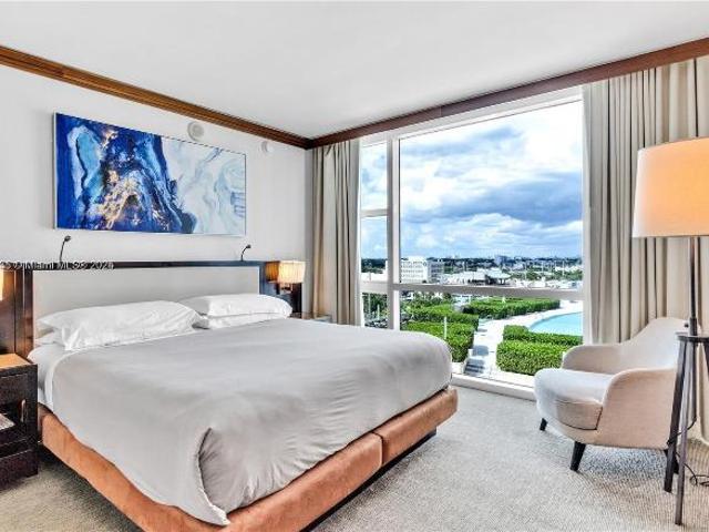 2 Br, 2 bath, Condo 6801 Collins Ave