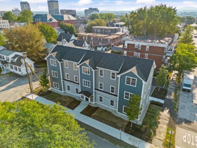 2 Br, 2 bath, Condo 680 Union Street