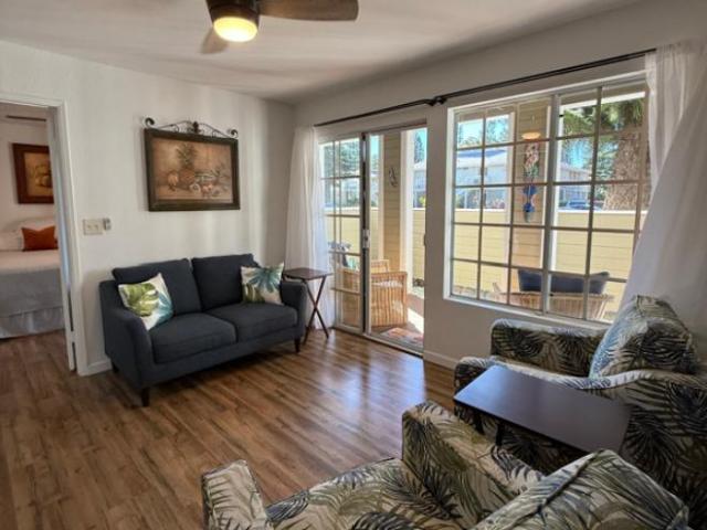 2 Br, 2 bath, Condo 68 3883 Lua Kula St