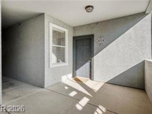 2 Br, 2 bath, Condo 6955 N Durango Dr