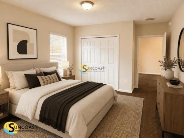 2 Br, 2 bath, Condo 6985 Ortega Woods Dr