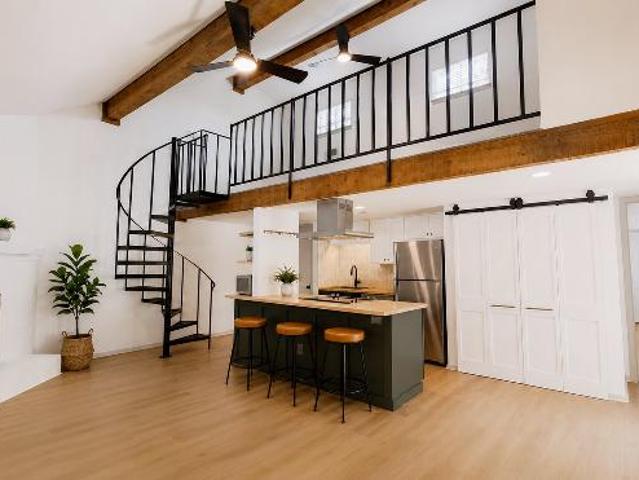 2 Br, 2 bath, Condo 7004 Oak Meadow Cir