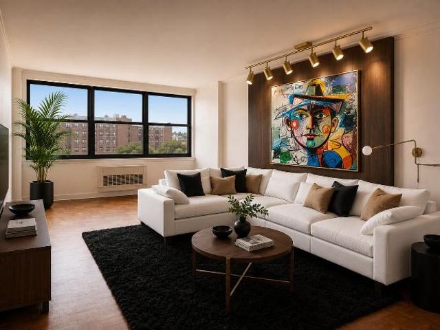 2 Br, 2 bath, Condo 7000 Boulevard East