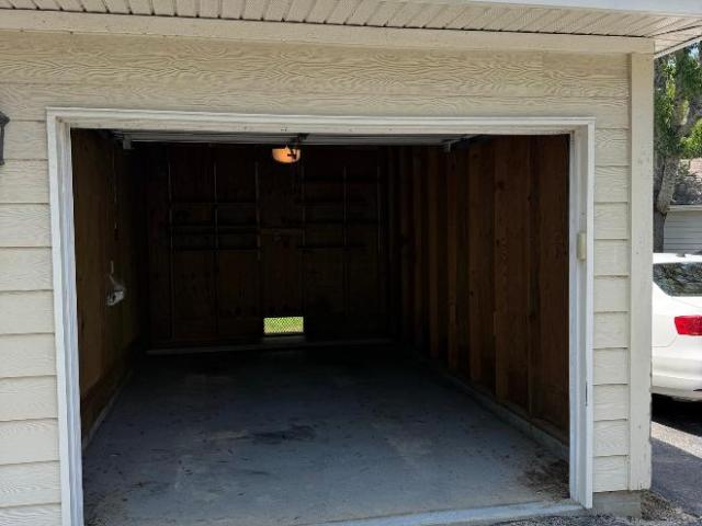 2 Br, 2 bath, Condo 700 Daniel Ellis Dr