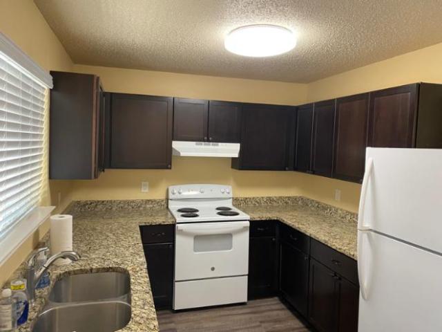 2 Br, 2 bath, Condo 7022 Silver Canyon