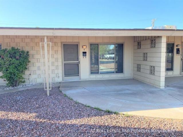 2 Br, 2 bath, Condo 7035 E Wilshire Dr