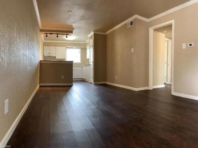2 Br, 2 bath, Condo 7065 Bellfort