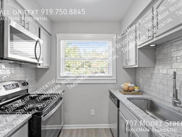 2 Br, 2 bath, Condo 707 Moore St