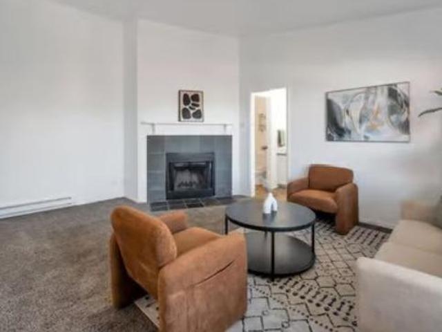 2 Br, 2 bath, Condo 7132 S Bryant Street