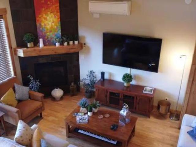 2 Br, 2 bath, Condo 7175 Highway 93