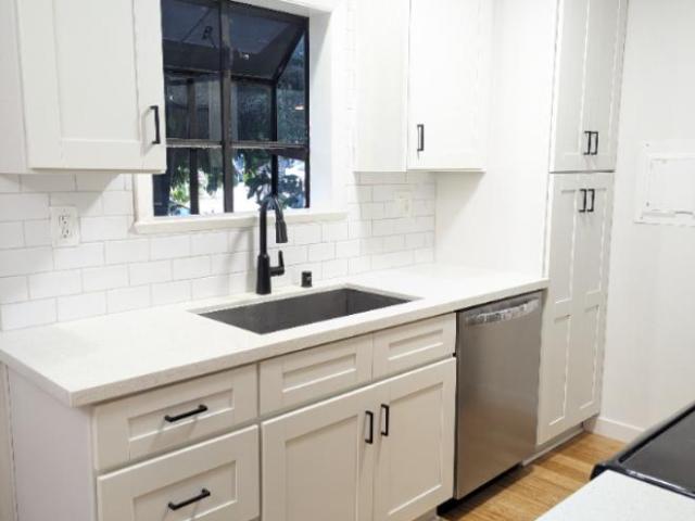 2 Br, 2 bath, Condo 725 Coronado Ave
