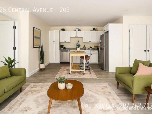 2 Br, 2 bath, Condo 725 Central Avenue
