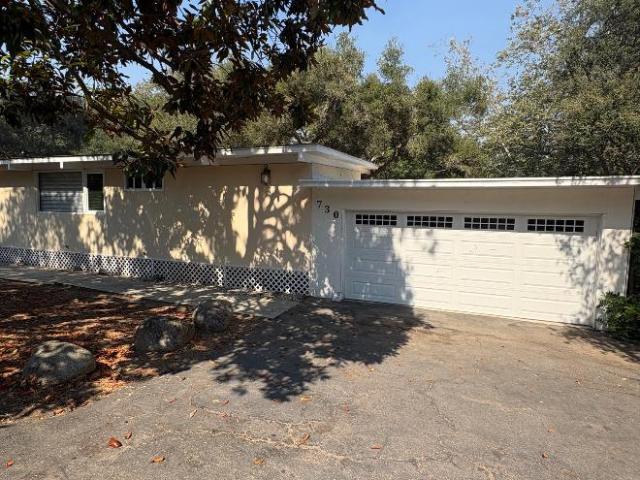 2 Br, 2 bath, Condo 730 S Live Oak Park Rd