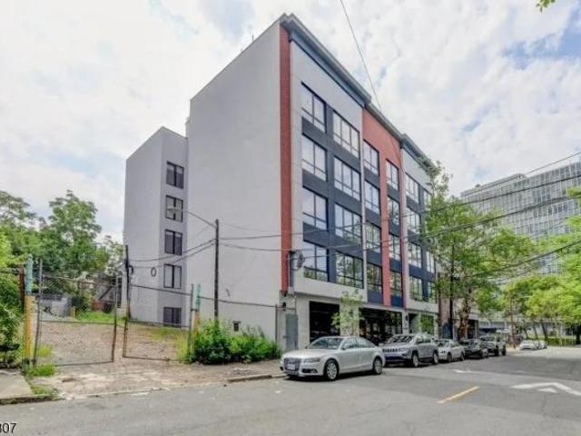 2 Br, 2 bath, Condo 74 Webster Street