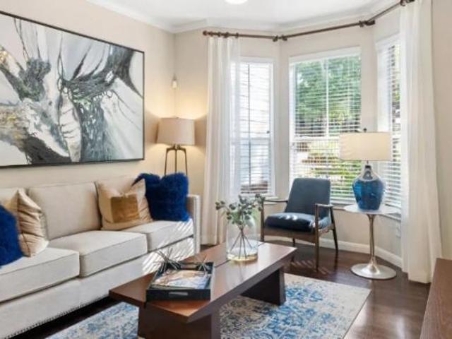 2 Br, 2 bath, Condo 7575 Gosling Rd