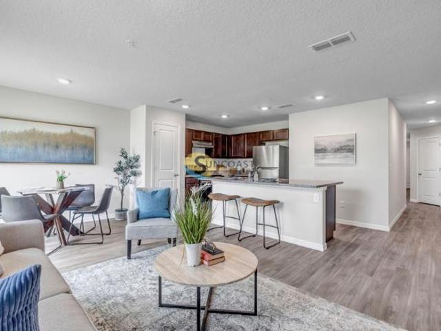 2 Br, 2 bath, Condo 7613 Mailes Ct