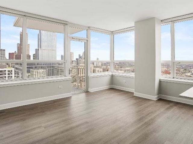2 Br, 2 bath, Condo 761 W Adams St