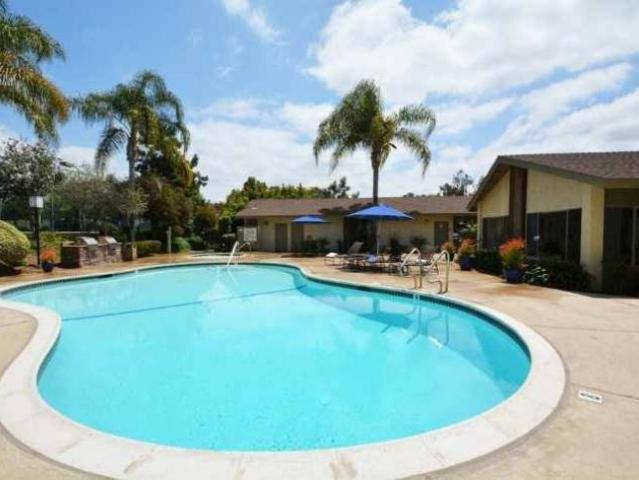 2 Br, 2 bath, Condo 800 E Bobier Dr