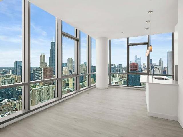 2 Br, 2 bath, Condo 802 S Michigan Ave