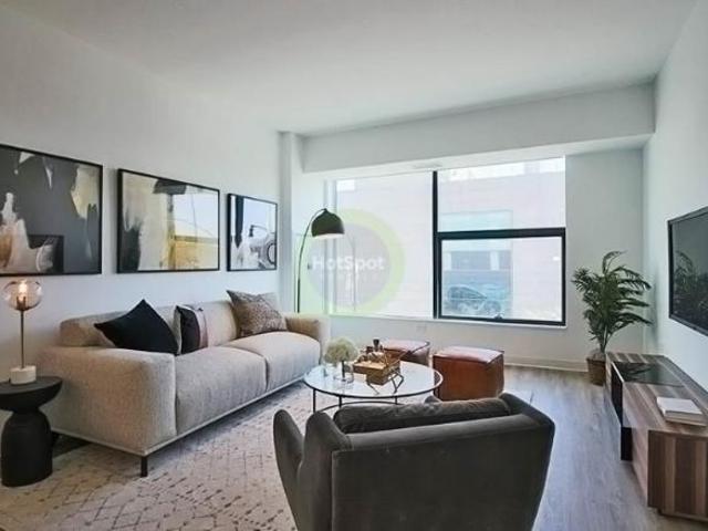 2 Br, 2 bath, Condo 803 W Van Buren