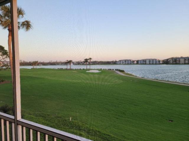 2 Br, 2 bath, Condo 8056 Queen Palm Ln