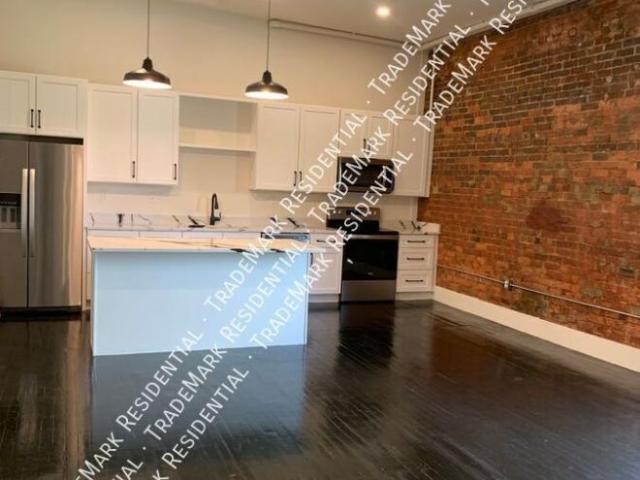 2 Br, 2 bath, Condo 807 N 4th St