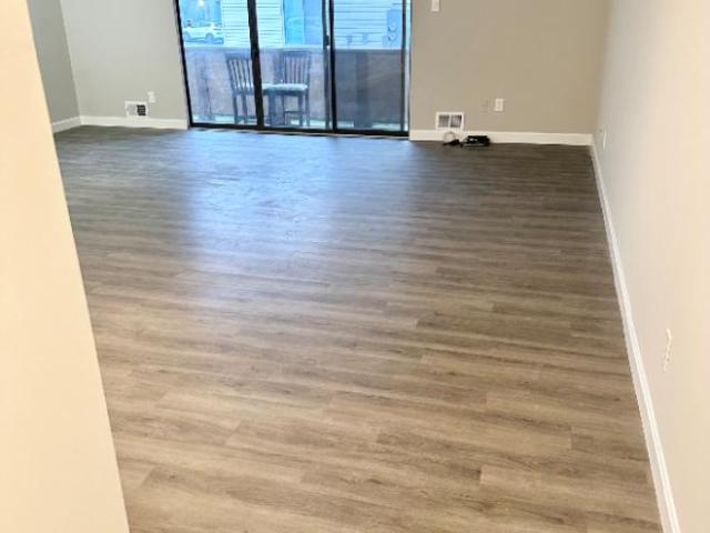 2 Br, 2 bath, Condo 807 The Woods