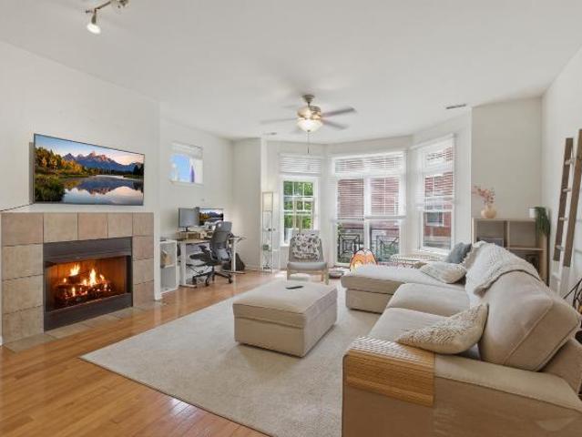 2 Br, 2 bath, Condo 808 West University Lane