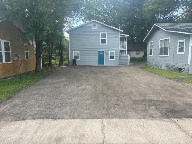 2 Br, 2 bath, Condo 810 Baker Ave