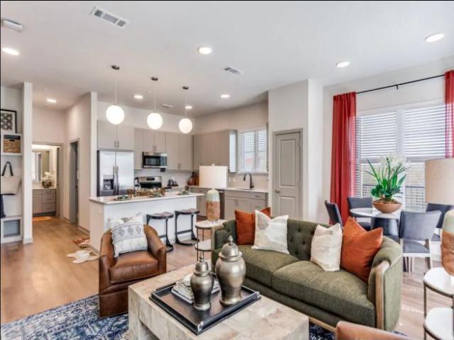 2 Br, 2 bath, Condo 8157 Ederville Road