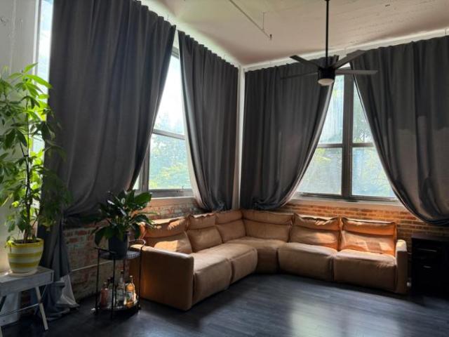 2 Br, 2 bath, Condo 8205 Franklin Blvd