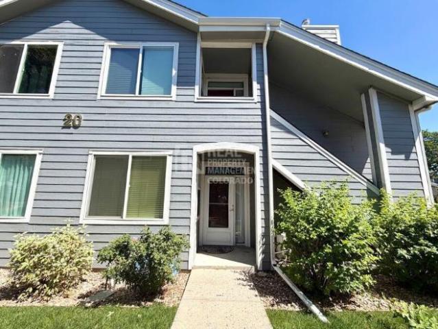 2 Br, 2 bath, Condo 8500 E Jefferson Ave
