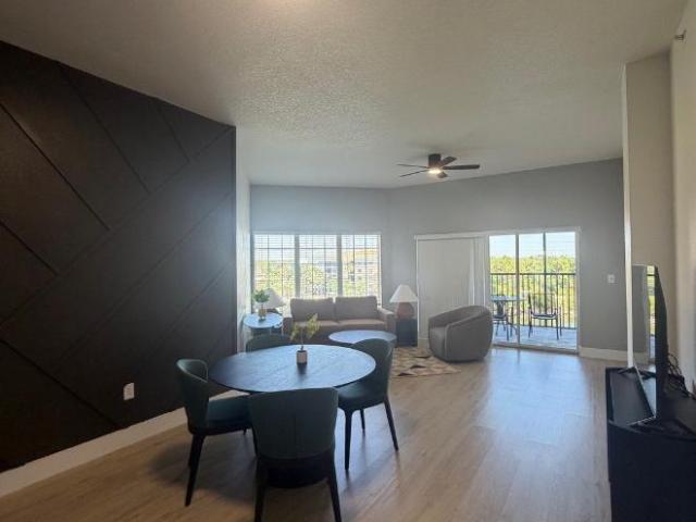 2 Br, 2 bath, Condo 8801 Worldquest Blvd
