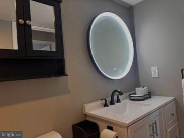 2 Br, 2 bath, Condo 8830 Piney Branch Rd