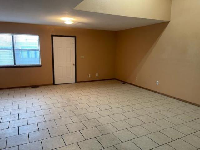 2 Br, 2 bath, Condo 902 Cynthia Street