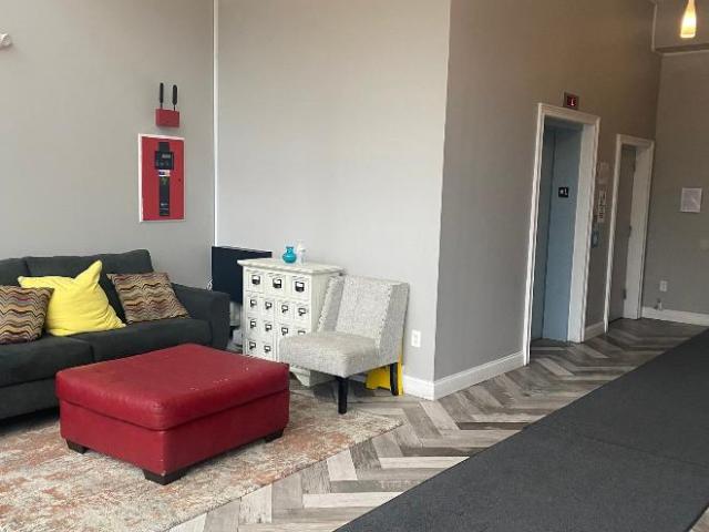 2 Br, 2 bath, Condo 90 Clinton Ave