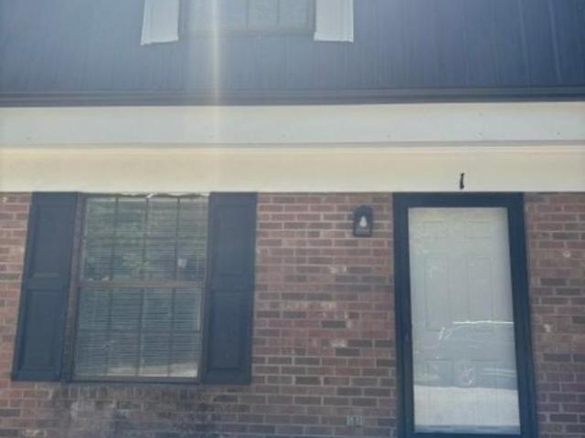 2 Br, 2 bath, Condo 918 Blankenship Rd