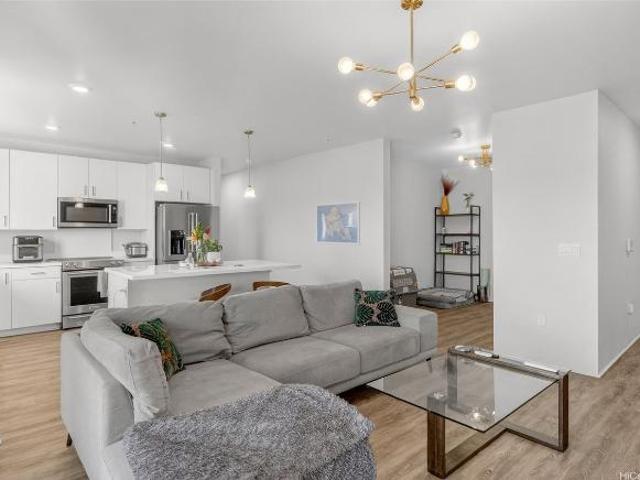 2 Br, 2 bath, Condo 91 3641 Iwikuamoo St