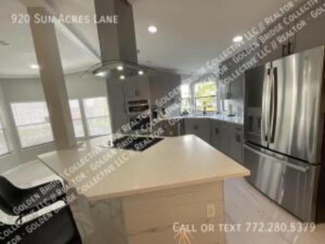 2 Br, 2 bath, Condo 920 Sun Acres Lane