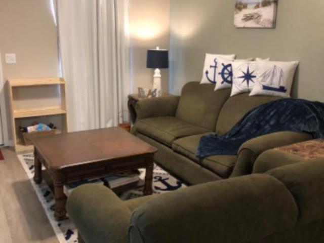 2 Br, 2 bath, Condo 9261 N Peachtree Way