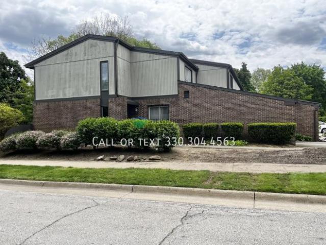 2 Br, 2 bath, Condo 931 Trimble Drive