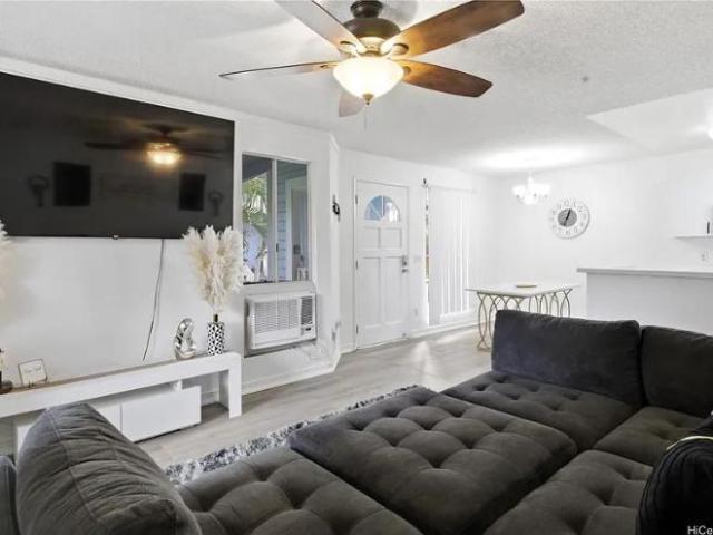 2 Br, 2 bath, Condo 205 Lumiaina Pl