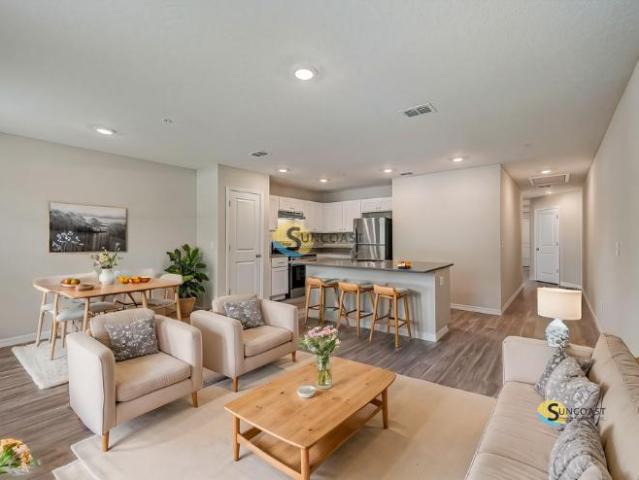 2 Br, 2 bath, Condo 9548 Hood Rd