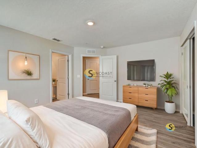 2 Br, 2 bath, Condo 9548 Hood Rd